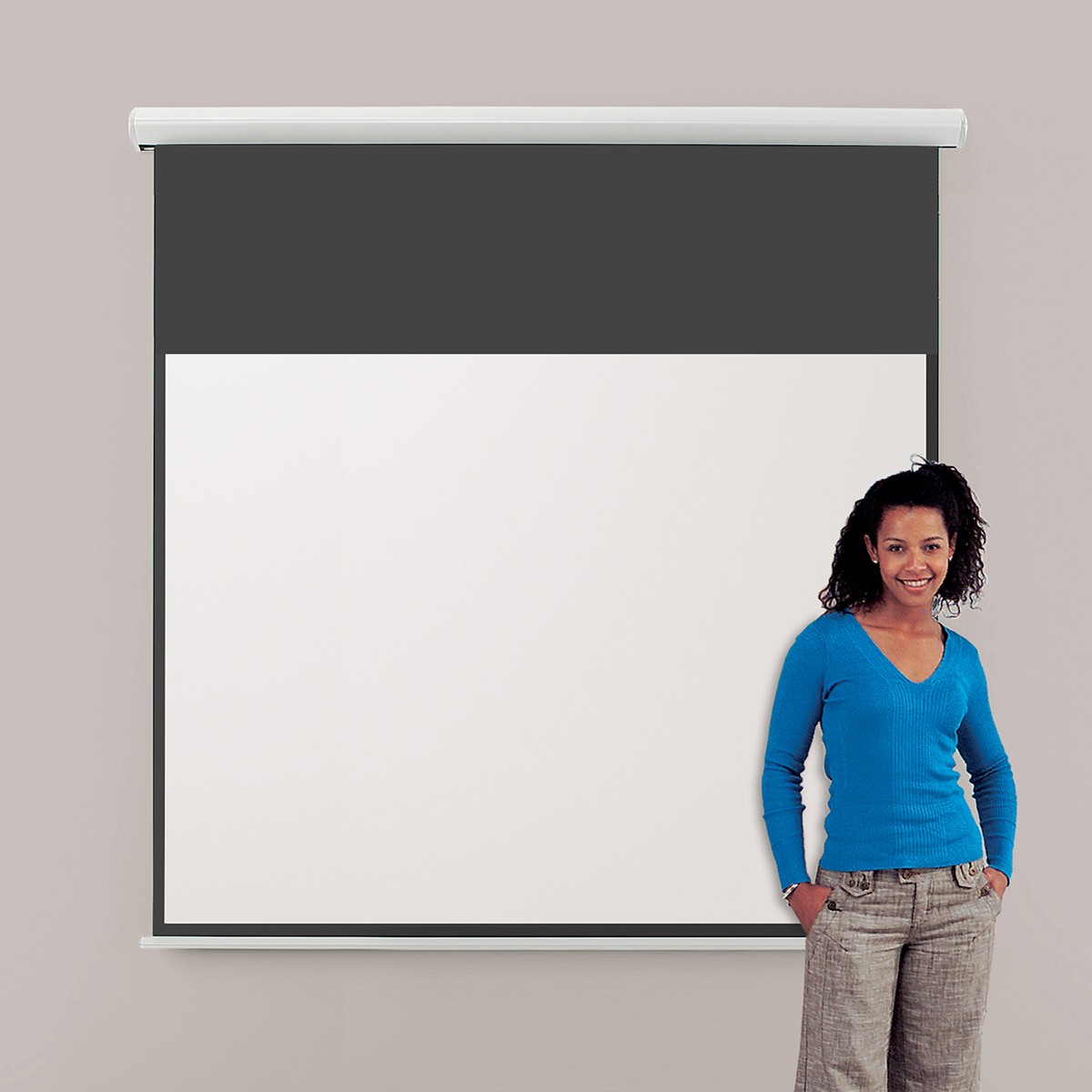 Eyeline Design Electric Screen | 4:3 | 1350 x 1800mm (HxW) | EEV18W